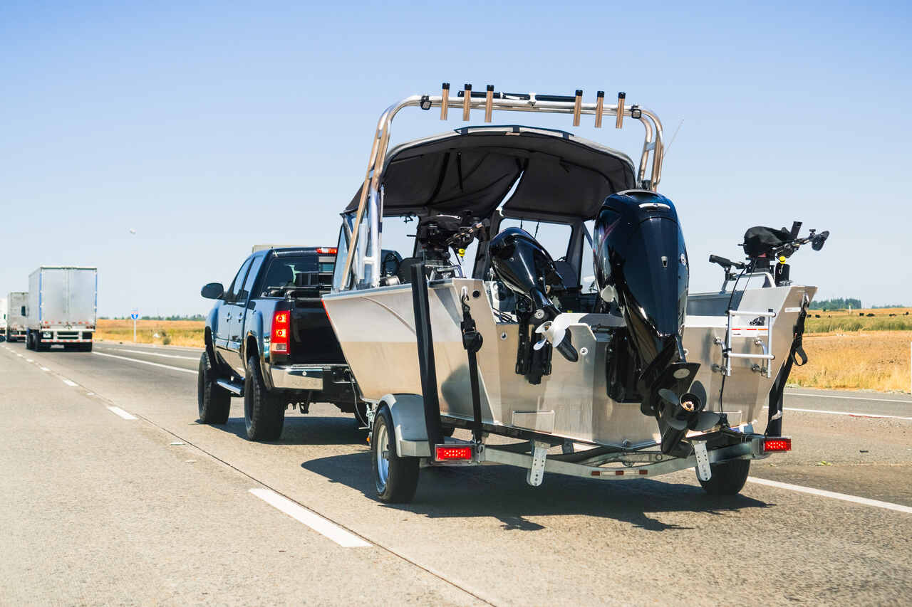 Tips and Rules for Trailering and Towing a Boat